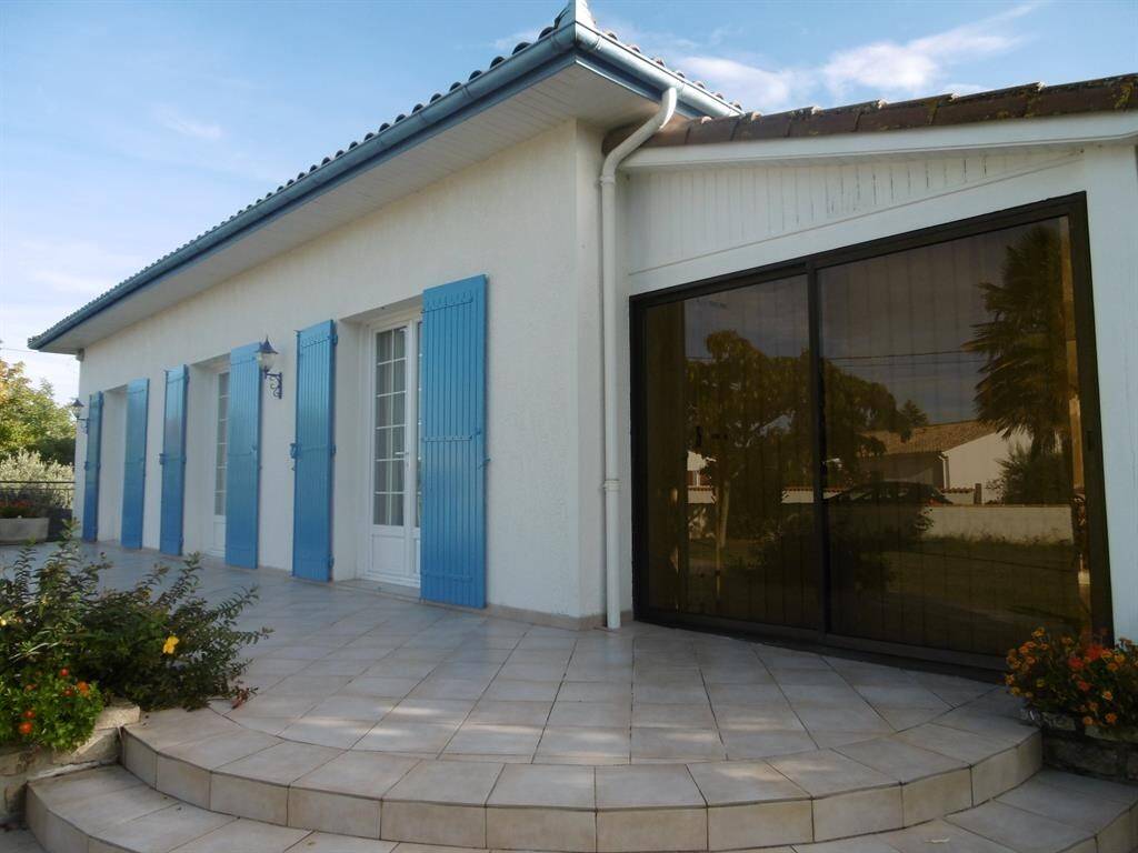 1300 M² Villa ∙ 2 Slaapkamers ∙ 4 Gasten - Vaux-sur-Mer