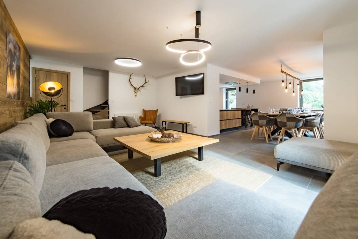 220 M² Ferienhaus ∙ 6 Schlafzimmer ∙ 15 Gäste - Savoyen