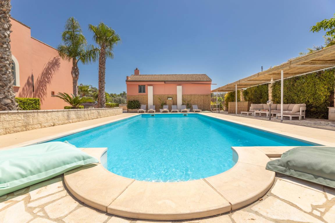 Villa ∙ 4 Slaapkamers ∙ 8 Gasten - Casarano