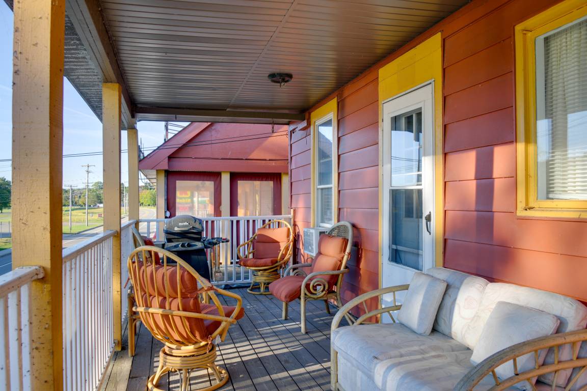 92 M² Apartment ∙ 2 Bedrooms ∙ 6 Guests - Chautauqua, NY