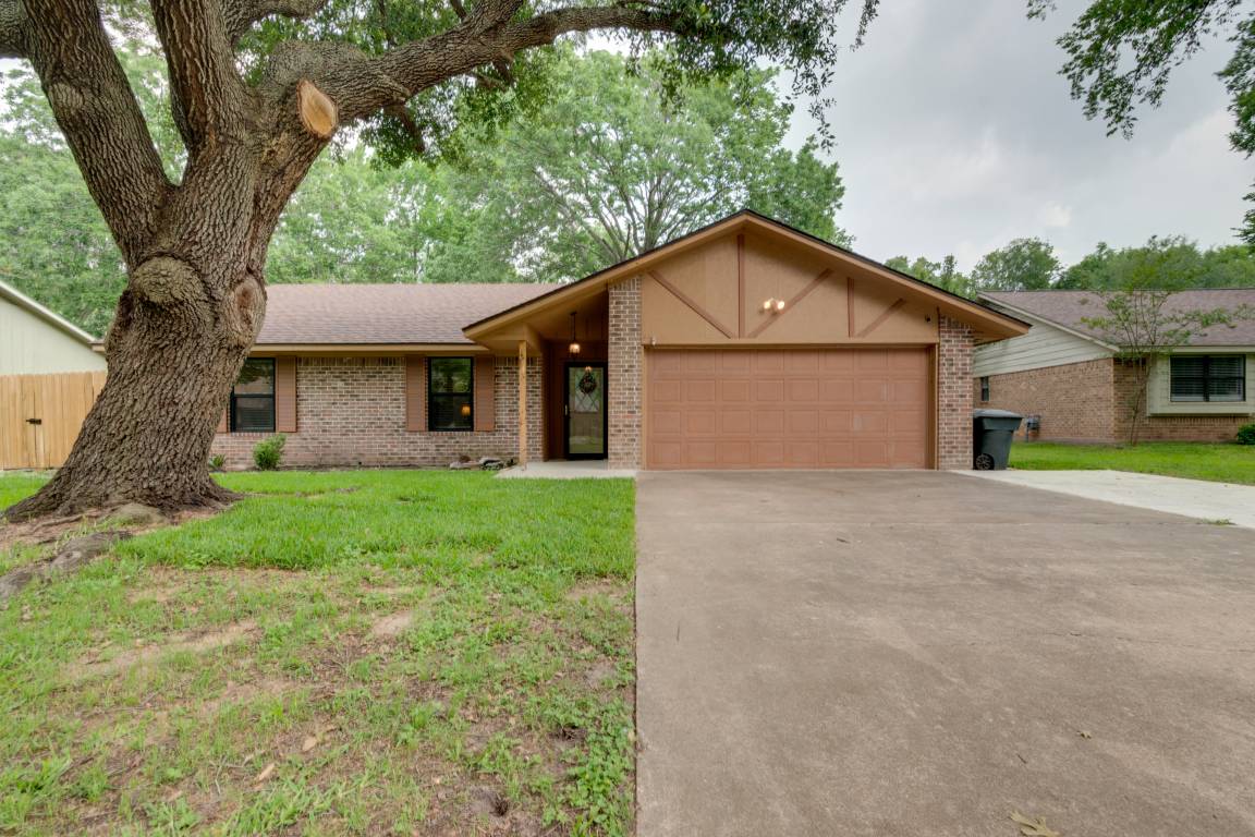 157 M² House ∙ 3 Bedrooms ∙ 6 Guests - College Station, TX