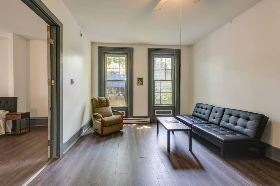 92 M² Apartment ∙ 2 Bedrooms ∙ 6 Guests - Bath, NY