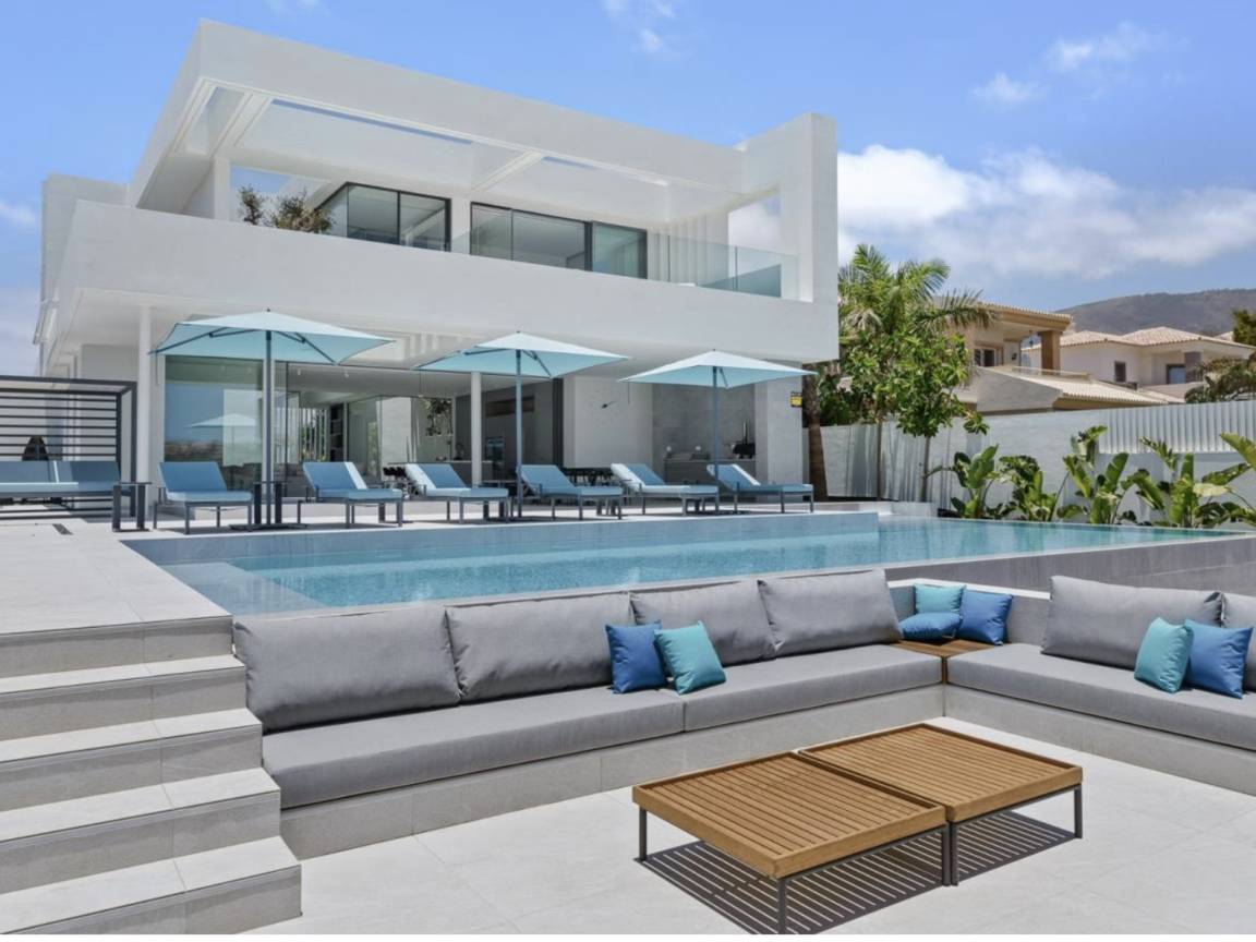 835 M² Villa ∙ 5 Chambres ∙ 10 Personnes - Costa Adeje