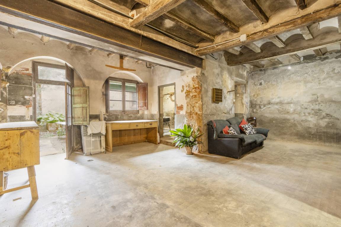 140 M² House ∙ 6 Bedrooms ∙ 10 Guests - Catalonia