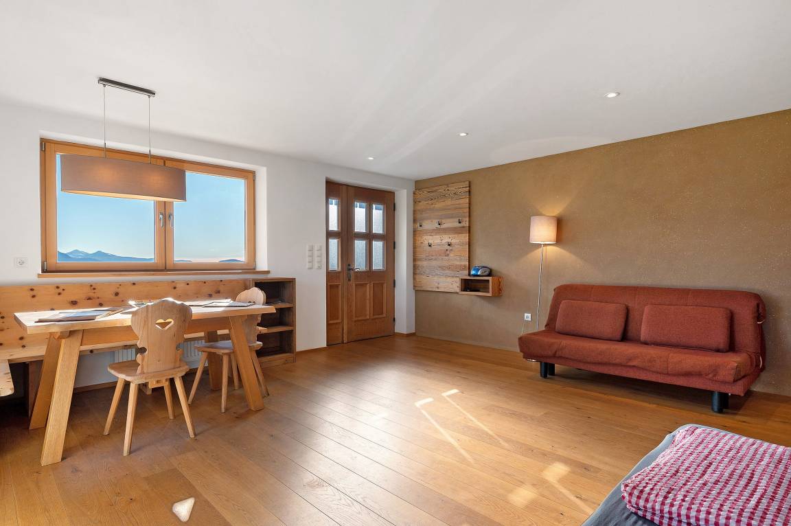 50 M² Ferienwohnung ∙ 1 Schlafzimmer ∙ 4 Gäste - Feldthurns