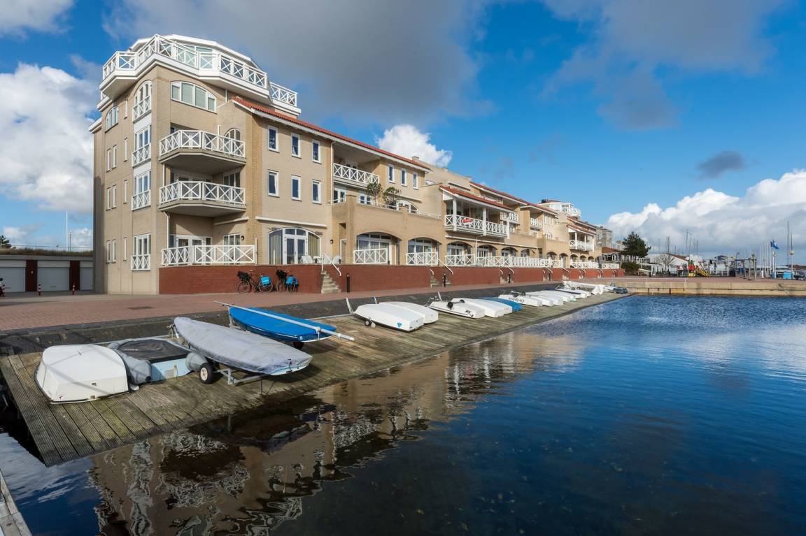 Bungalow ∙ 3 Habitaciones ∙ 6 Huéspedes - Burgh-Haamstede