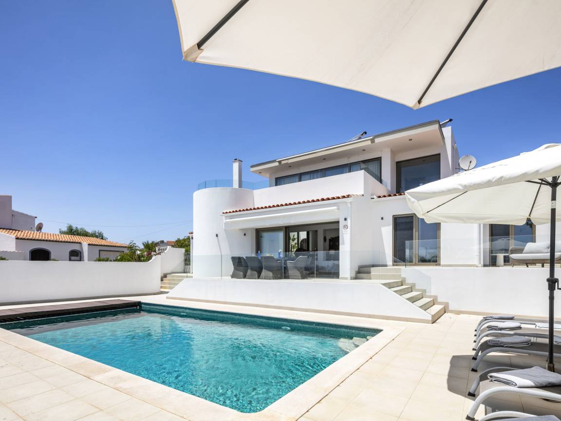 180 M² Villa ∙ 3 Chambres ∙ 6 Personnes - Carvoeiro