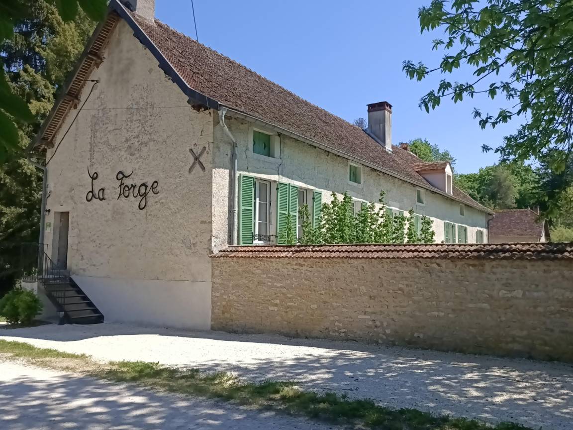 140 M² Cottage ∙ 3 Chambres ∙ 8 Personnes - Is-sur-Tille