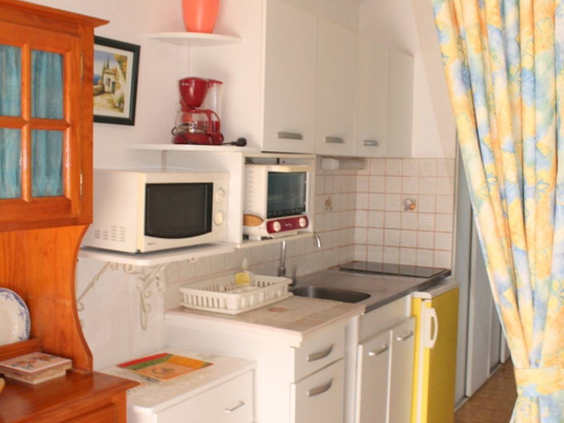 22 M² Apartament Typu Studio ∙ 1 Sypialnia ∙ 3 Gości - Balaruc-les-Bains