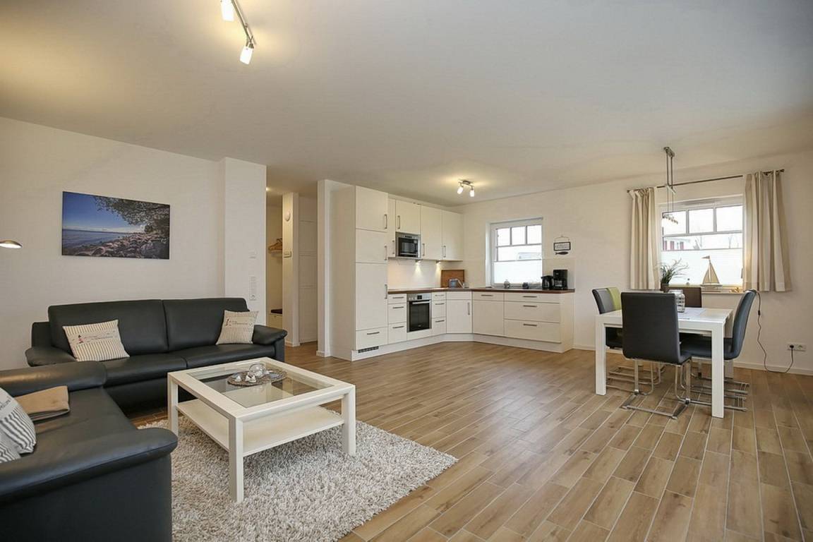 100 M² Ferienhaus ∙ 3 Schlafzimmer ∙ 6 Gäste - Ostseebad Boltenhagen