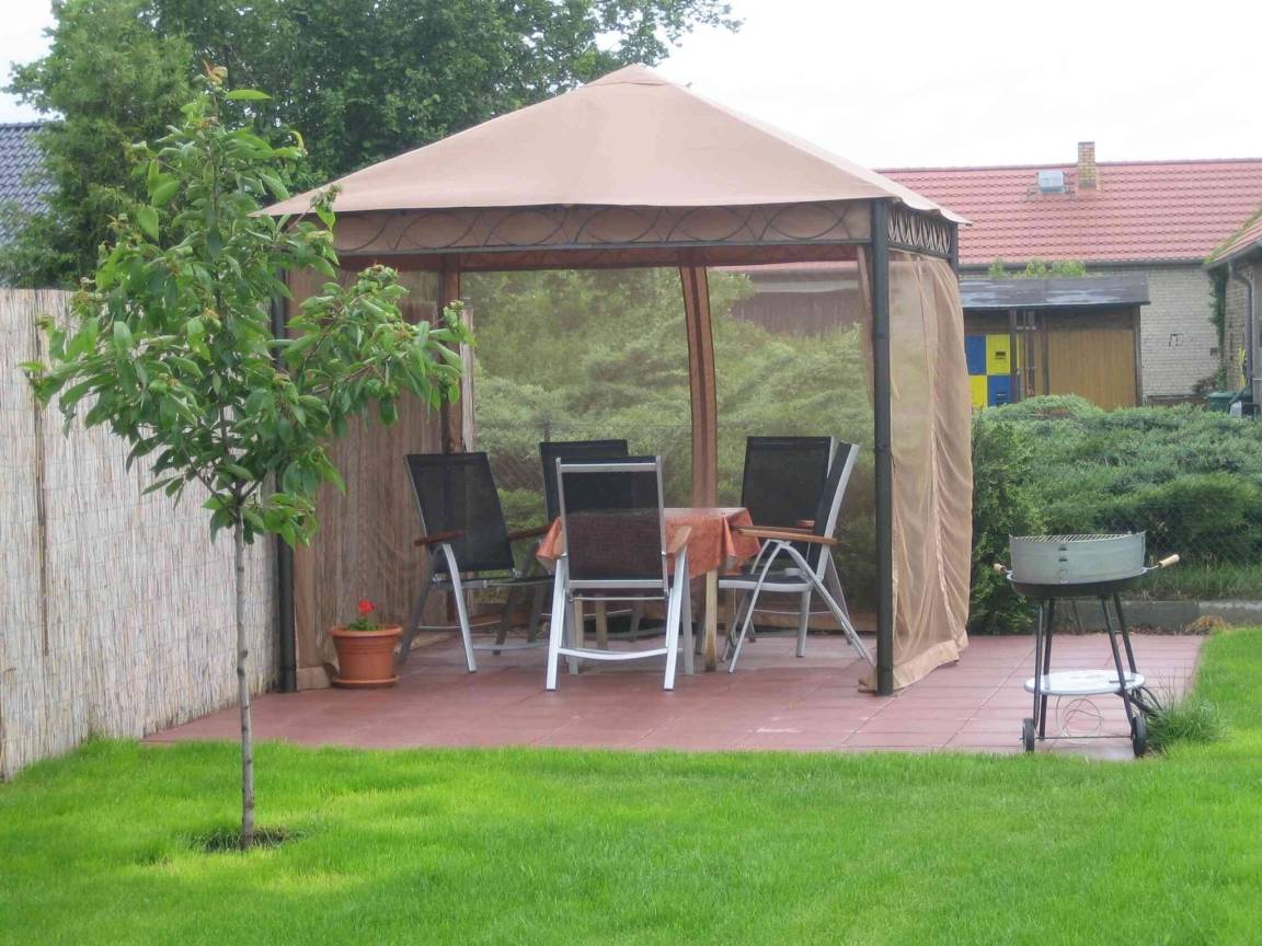 67 M² Ferienhaus ∙ 1 Schlafzimmer ∙ 39 Gäste - Brandenburg