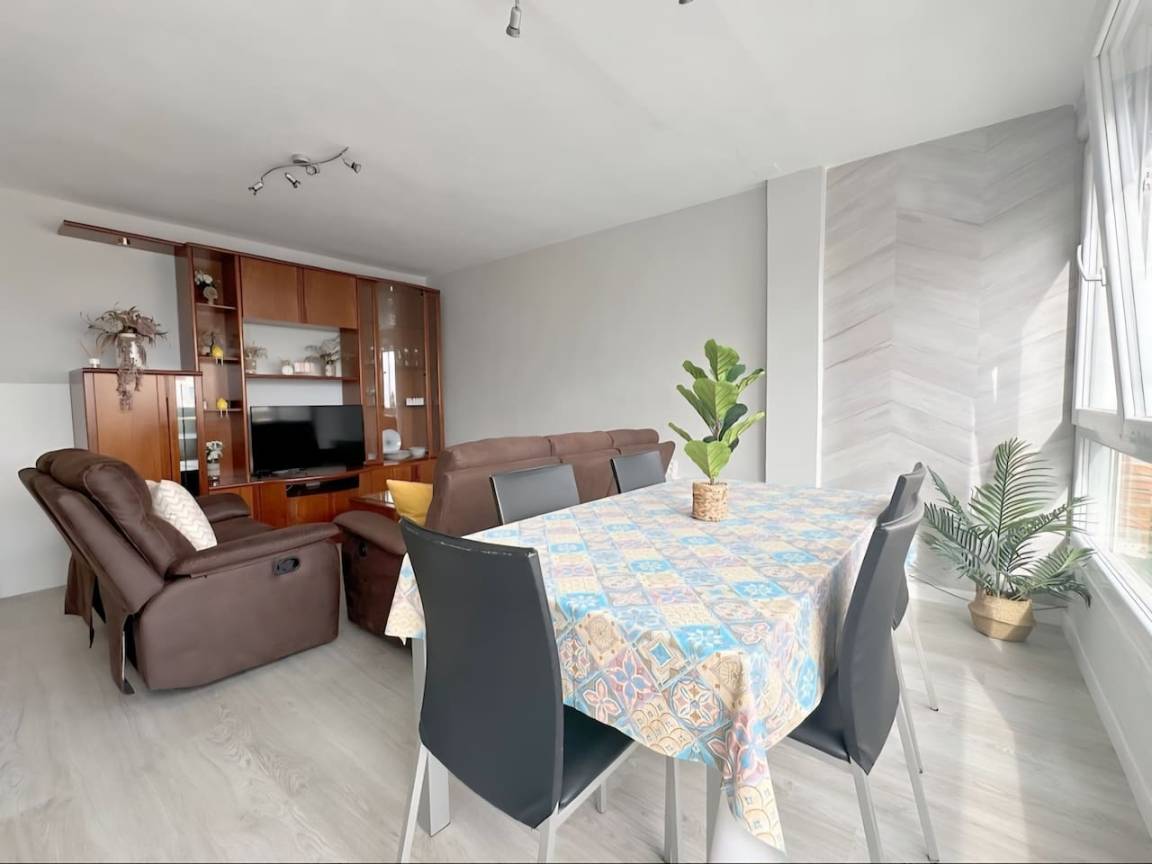 60 M² Apartamento ∙ 2 Quartos ∙ 4 Hóspedes - Castro-Urdiales