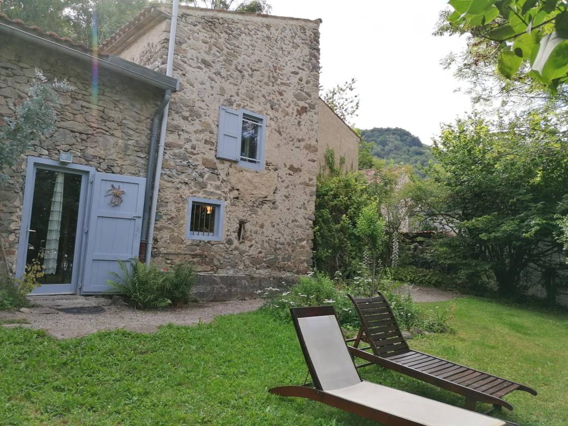150 M² Gîte ∙ 3 Chambres ∙ 5 Personnes - Tarascon-sur-Ariège
