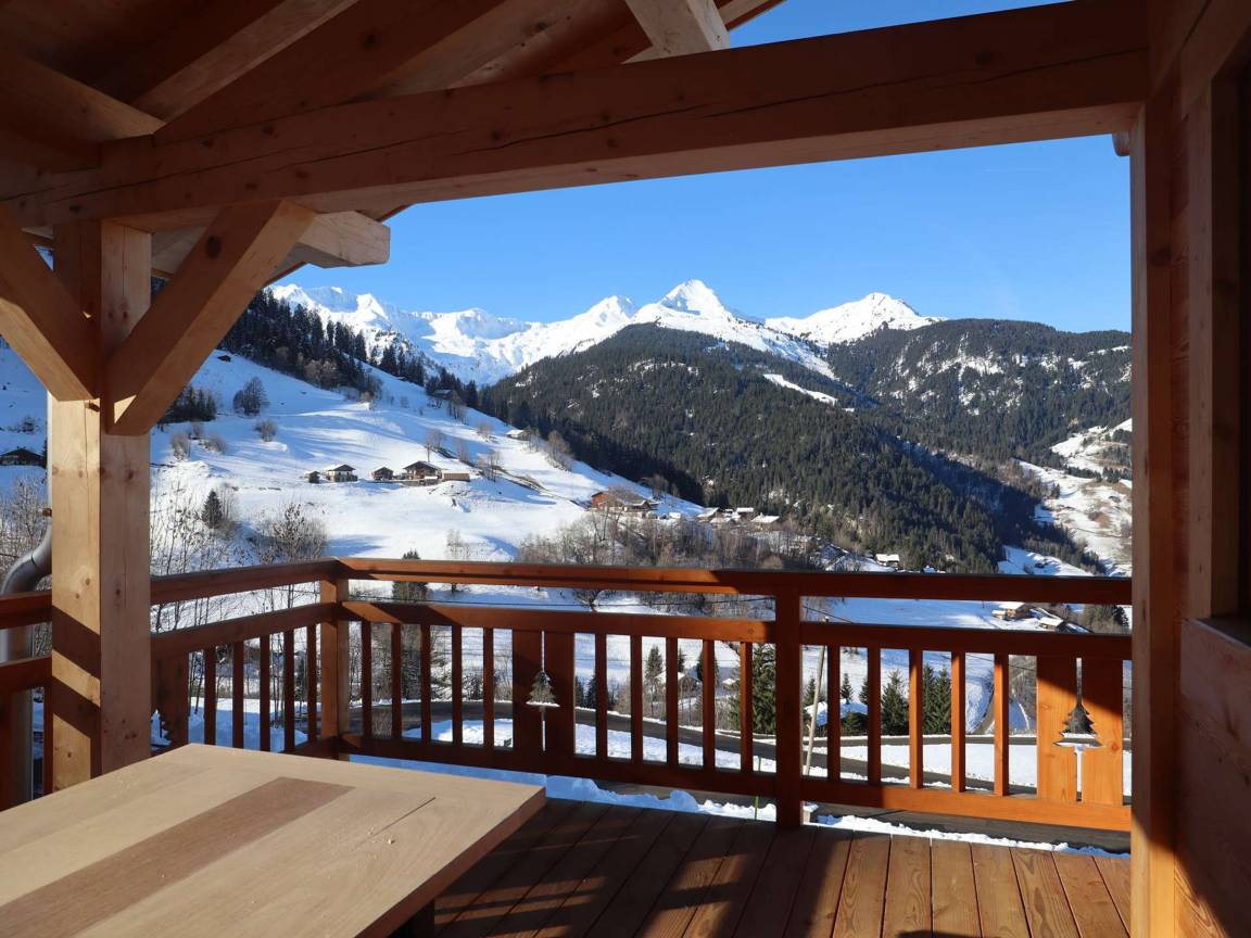 147 M² Chalet ∙ 5 Chambres ∙ 15 Personnes - Arêches