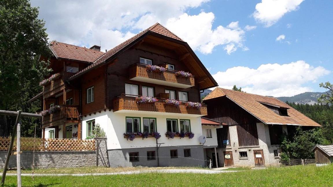 65 M² Ferienwohnung ∙ 2 Schlafzimmer ∙ 4 Gäste - Haus