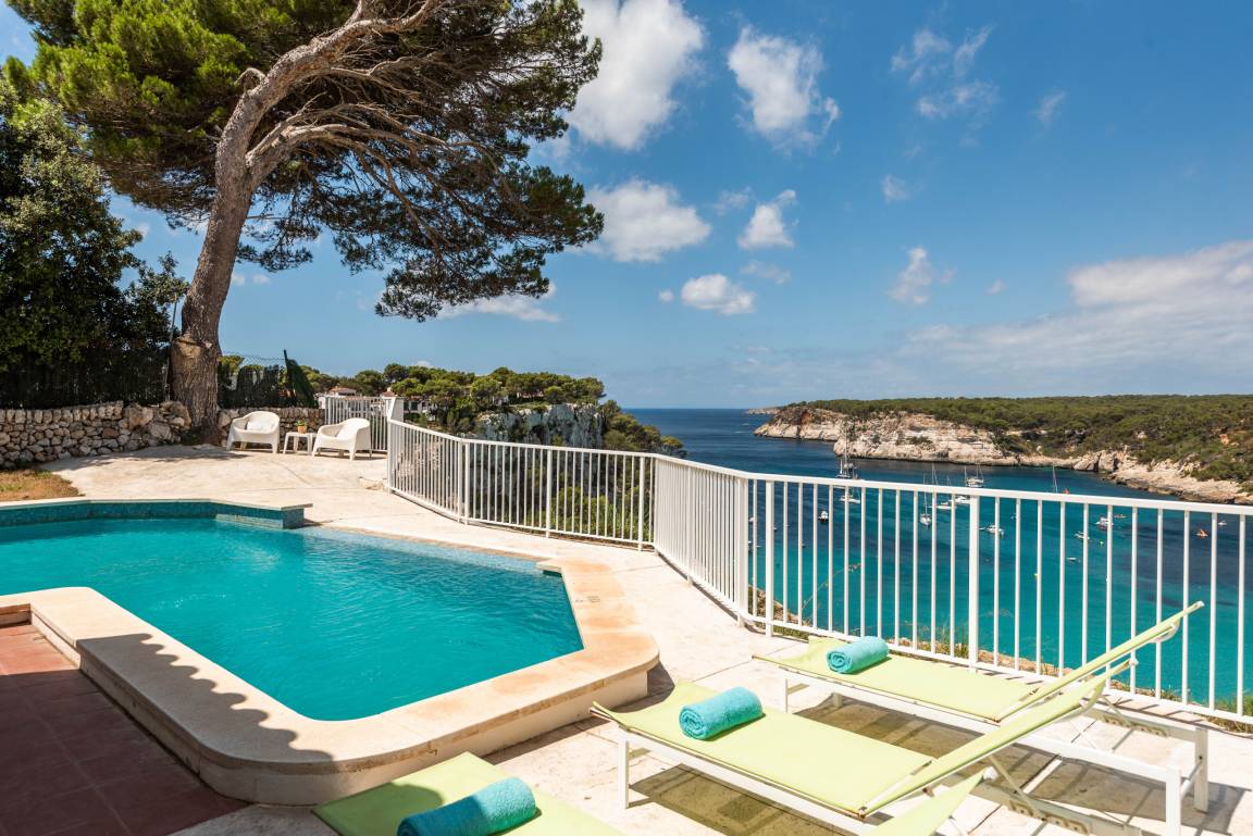 304 M² Villa ∙ 5 Makuuhuonetta ∙ 10 Vierasta - Cala Galdana