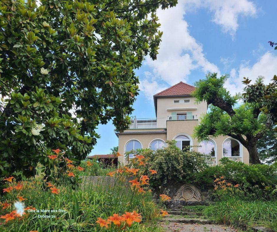45 M² Gîte ∙ 1 Chambre ∙ 2 Personnes - Bourg-de-Péage