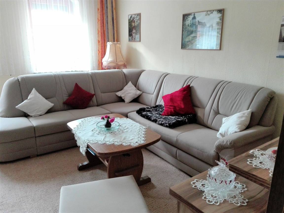 Ferienwohnung ∙ 2 Schlafzimmer ∙ 4 Gäste - Eisenberg
