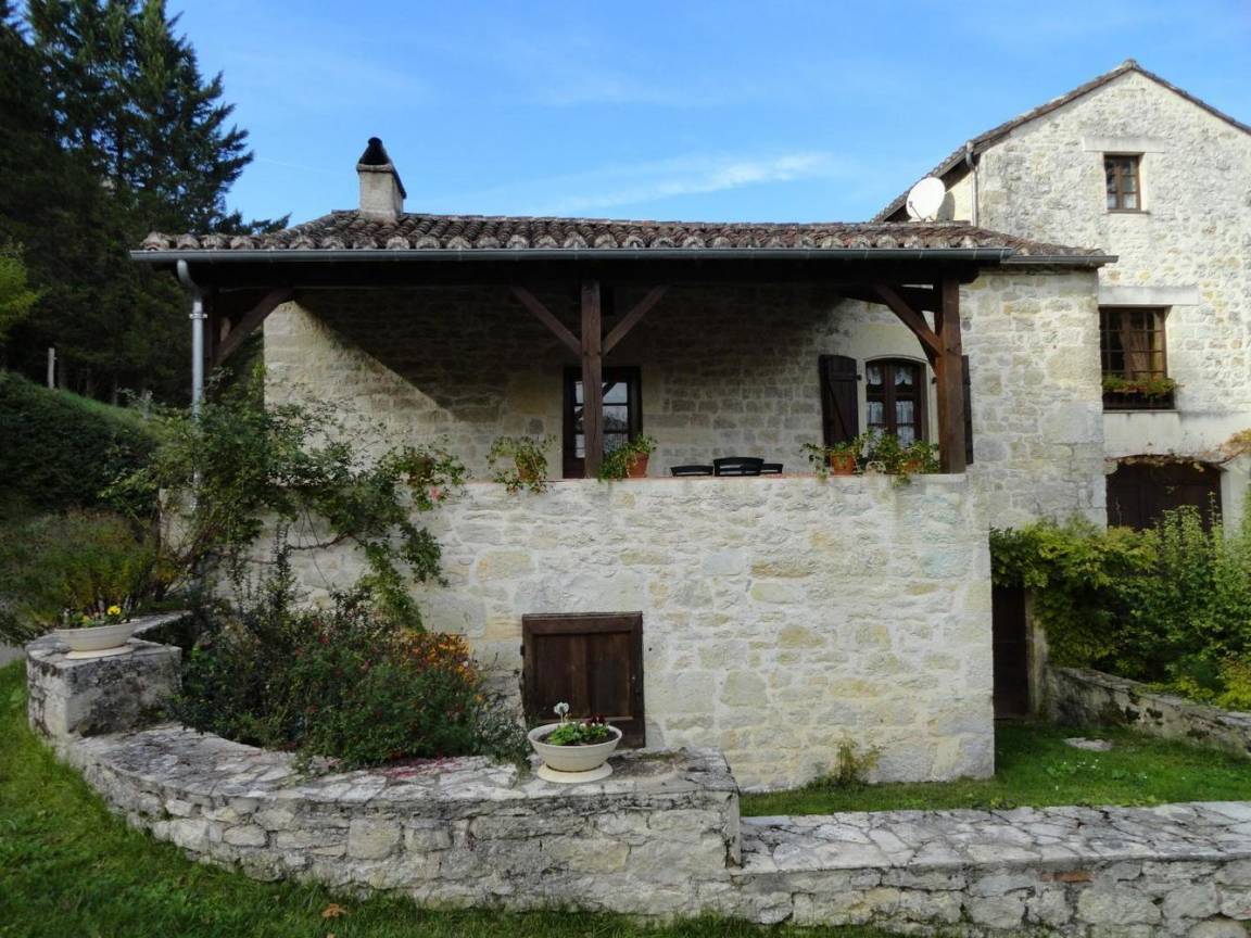 75 M² Gîte ∙ 2 Chambres ∙ 4 Personnes - Lot