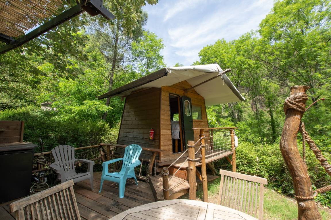 50 M² Camping ∙ 2 Chambres ∙ 6 Personnes - Les Vans