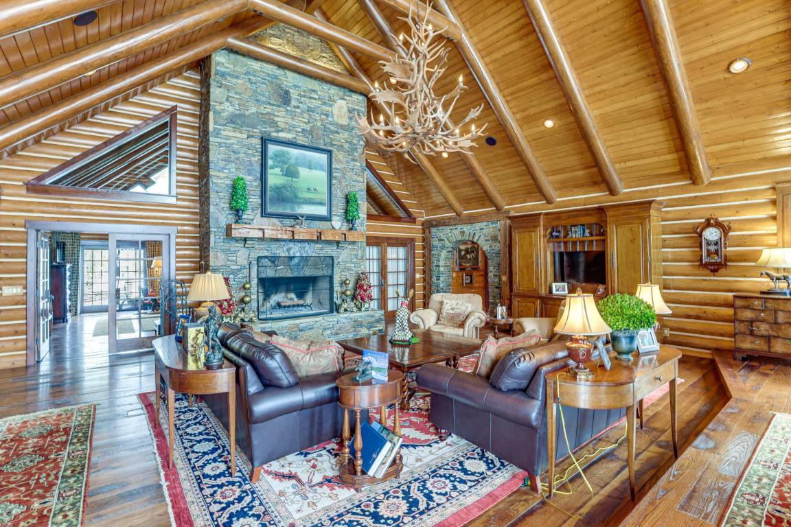 1021 M² House ∙ 6 Bedrooms ∙ 15 Guests - Kentucky