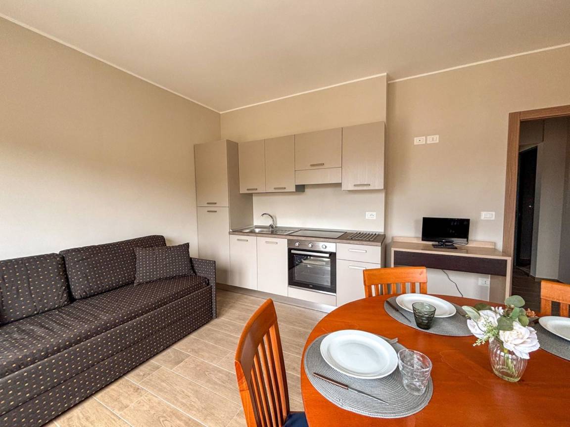 Ferienwohnung ∙ 2 Schlafzimmer ∙ 6 Gäste - Pineto