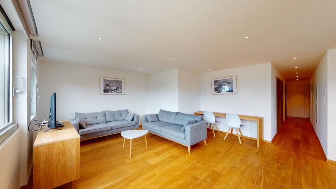 102 M² Ferienwohnung ∙ 2 Schlafzimmer ∙ 4 Gäste - Pontresina