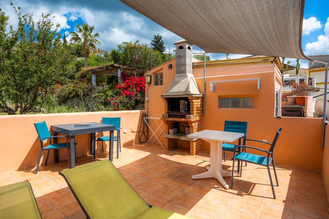 80 M² Ferienhaus ∙ 2 Schlafzimmer ∙ 4 Gäste - Sant Elm