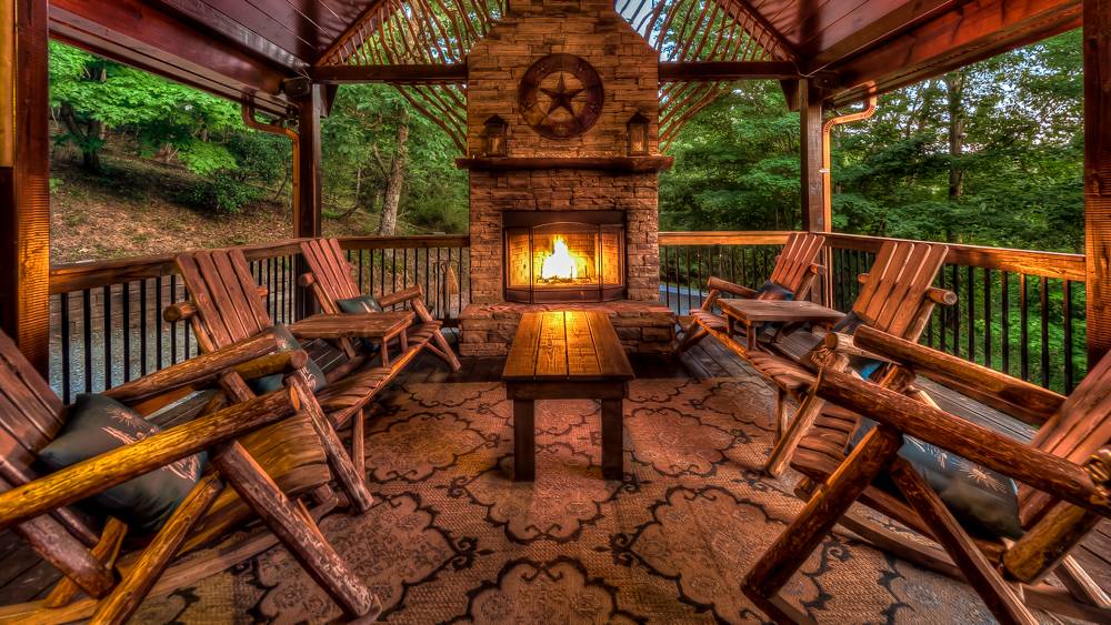 Cabin ∙ 3 Bedrooms ∙ 8 Guests - Mineral Bluff, GA