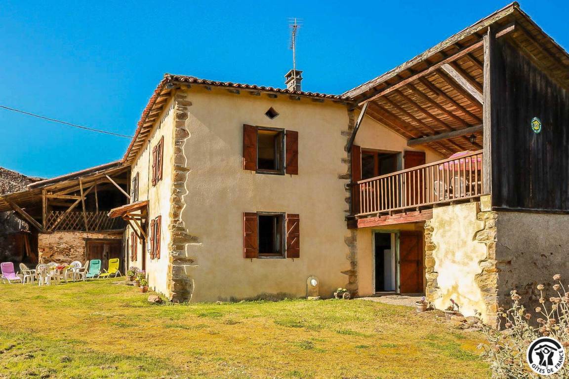 135 M² Gîte ∙ 3 Chambres ∙ 6 Personnes - Haute-Garonne