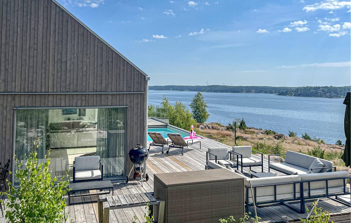 140 M² Hus ∙ 5 Sovrum ∙ 11 Gäster - Uppsala län