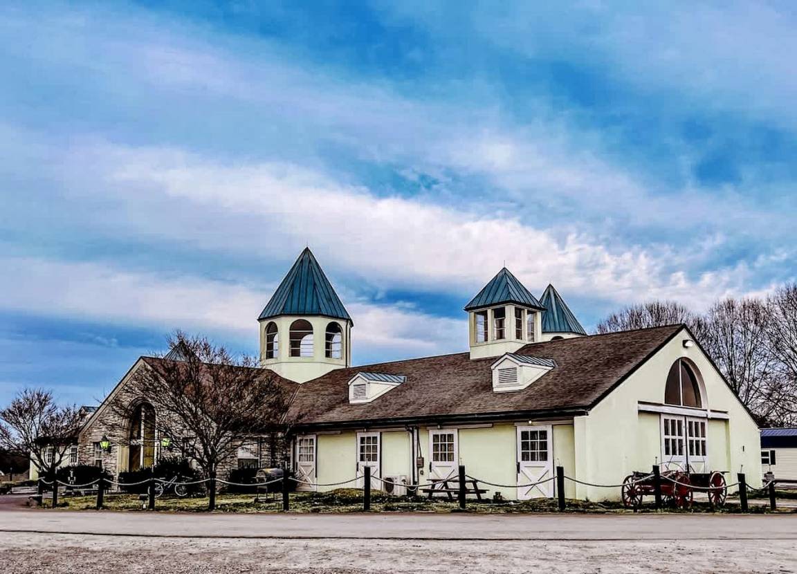 Farmhouse ∙ 1 Bedroom ∙ 4 Guests - Gallatin, TN