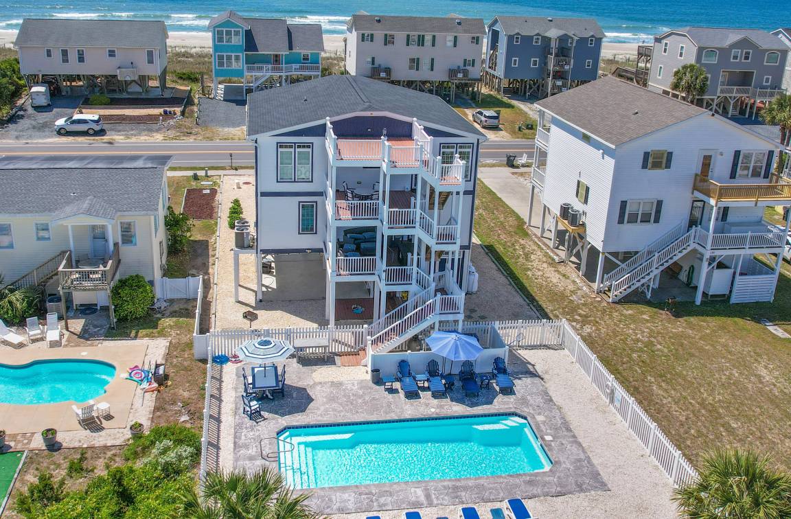 198 M² House ∙ 4 Bedrooms ∙ 9 Guests - Holden Beach, NC