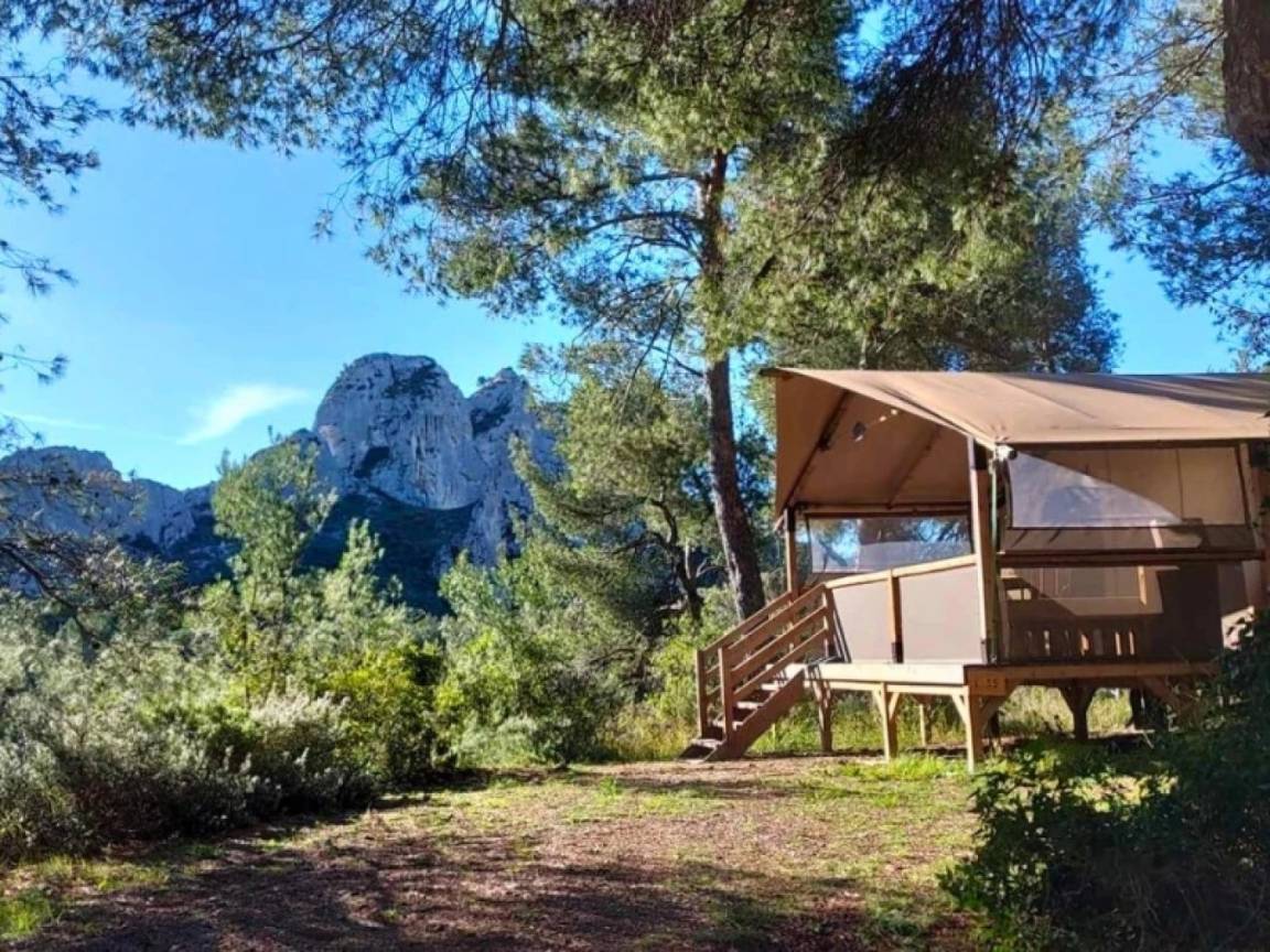 34 M² Tente ∙ 2 Chambres ∙ 5 Personnes - Cavaillon