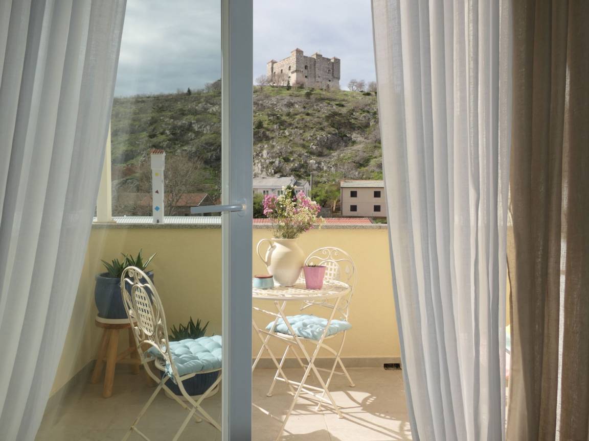 75 M² Appartement ∙ 2 Chambres ∙ 3 Personnes - Senj