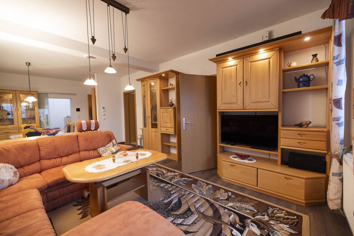 Ferienwohnung ∙ 2 Schlafzimmer ∙ 4 Gäste - Kronach