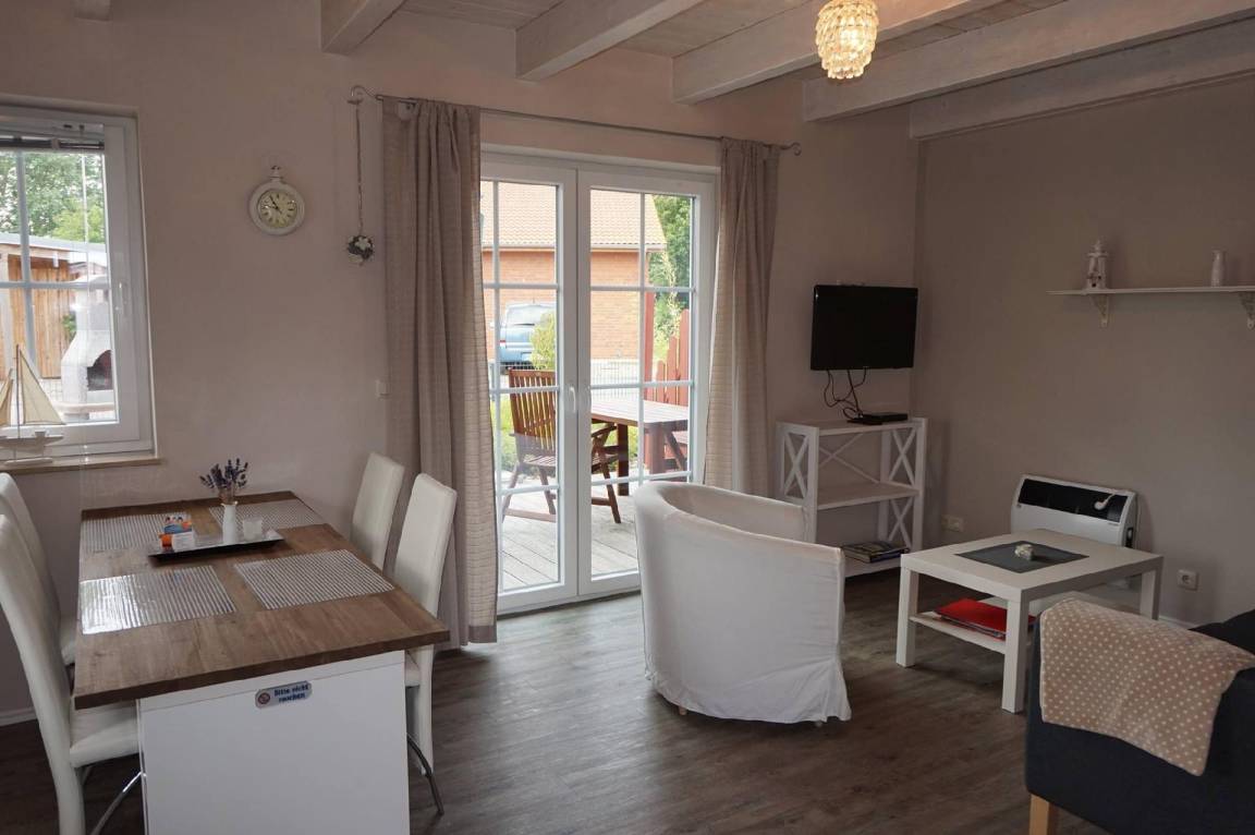 54 M² Ferienhaus ∙ 2 Schlafzimmer ∙ 4 Gäste - Wismar