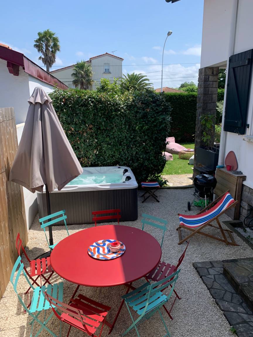 130 M² Casa ∙ 4 Quartos ∙ 8 Hóspedes - Urrugne