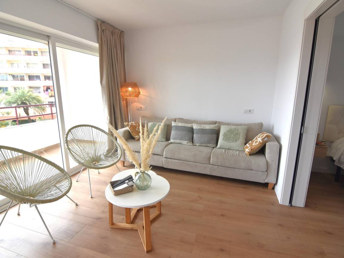 55 M² Apartment ∙ 1 Bedroom ∙ 4 Guests - Roses