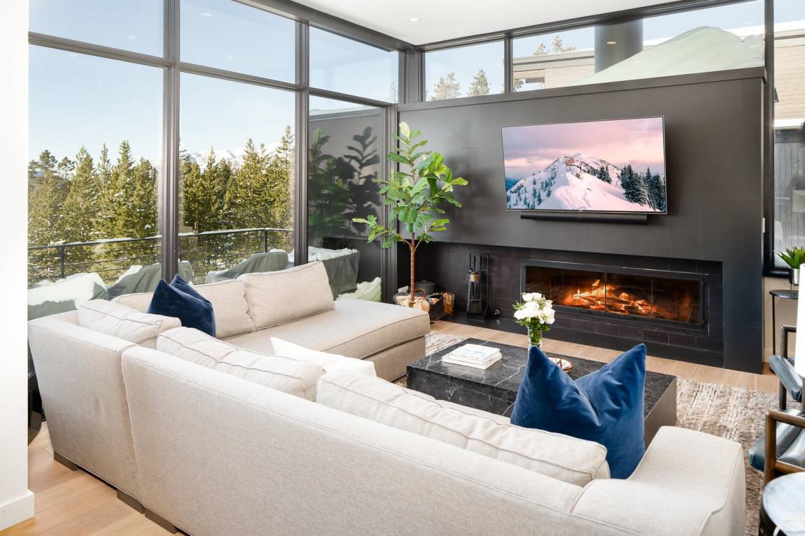 House ∙ 5 Bedrooms ∙ 12 Guests - Mirror Lake, Gallatin Gateway