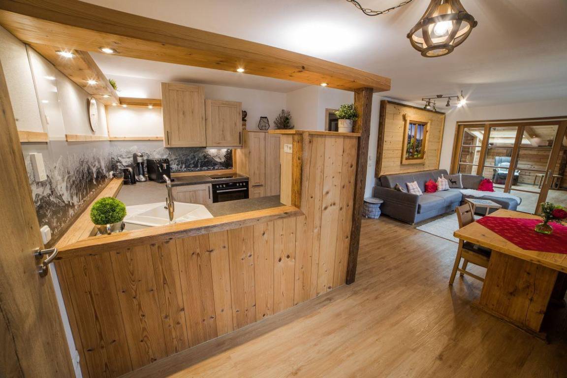 90 M² Apartment ∙ 2 Bedrooms ∙ 6 Guests - Reit im Winkl