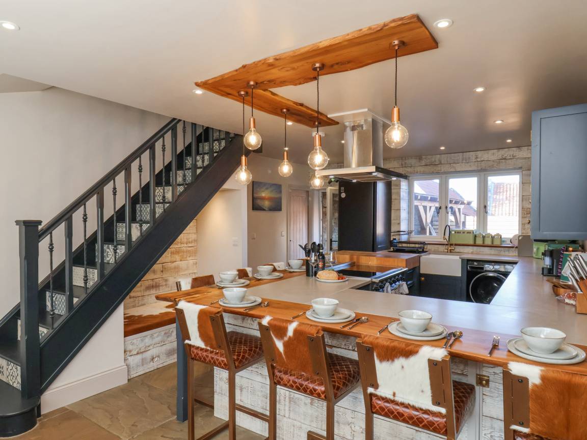 Cottage ∙ 4 Bedrooms ∙ 8 Guests - Robin Hood's Bay