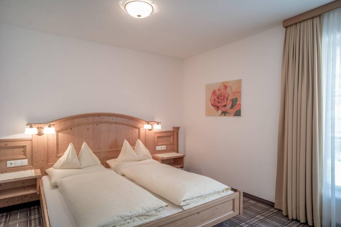 18 M² Hotel ∙ 1 Bedroom ∙ 4 Guests - Obergurgl