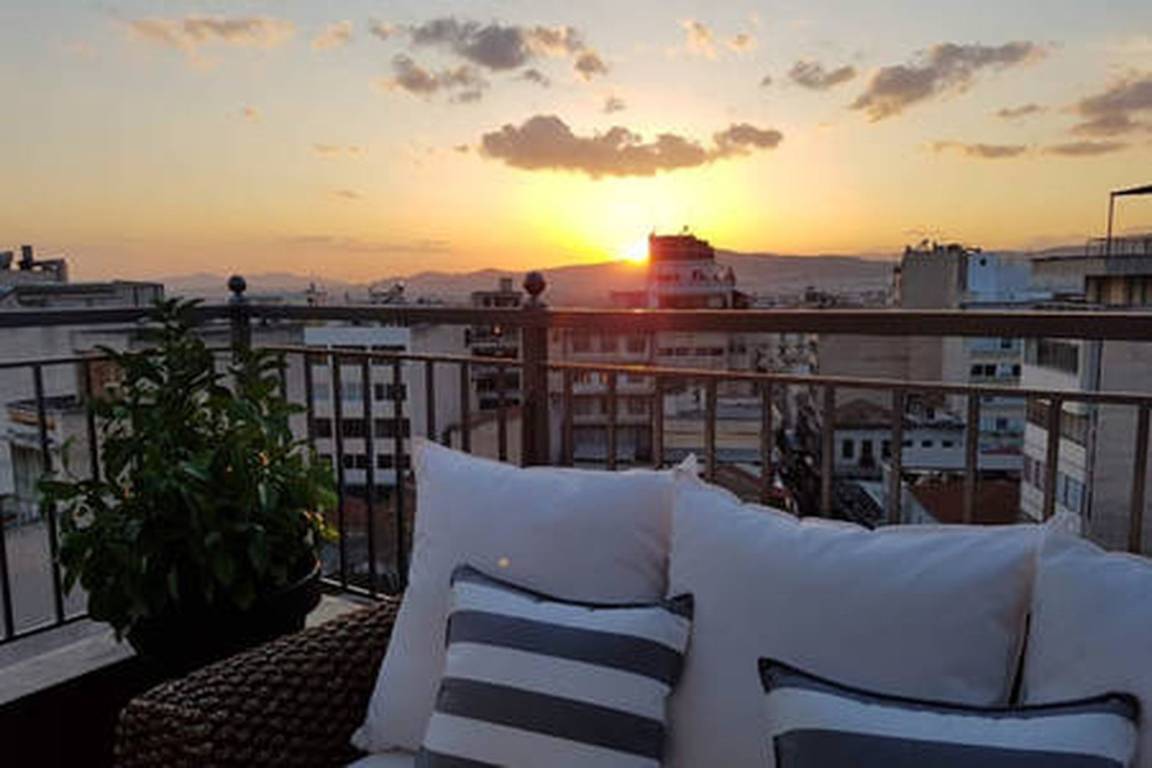 Villa ∙ 2 Bedrooms ∙ 7 Guests - Athens