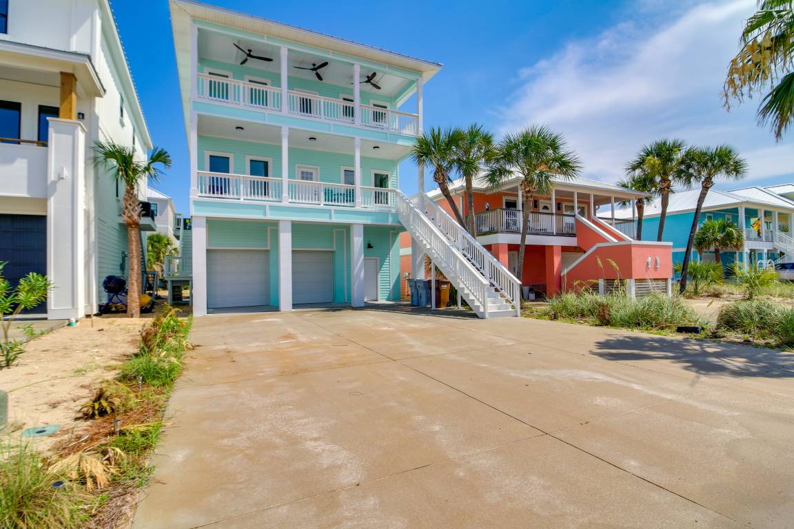 264 M² House ∙ 6 Bedrooms ∙ 18 Guests - Pensacola Beach, FL