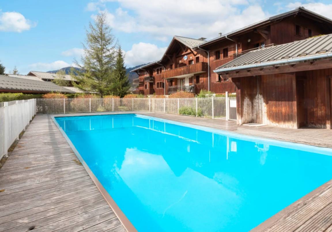 80 M² Chalet ∙ 4 Bedrooms ∙ 10 Guests - Morzine