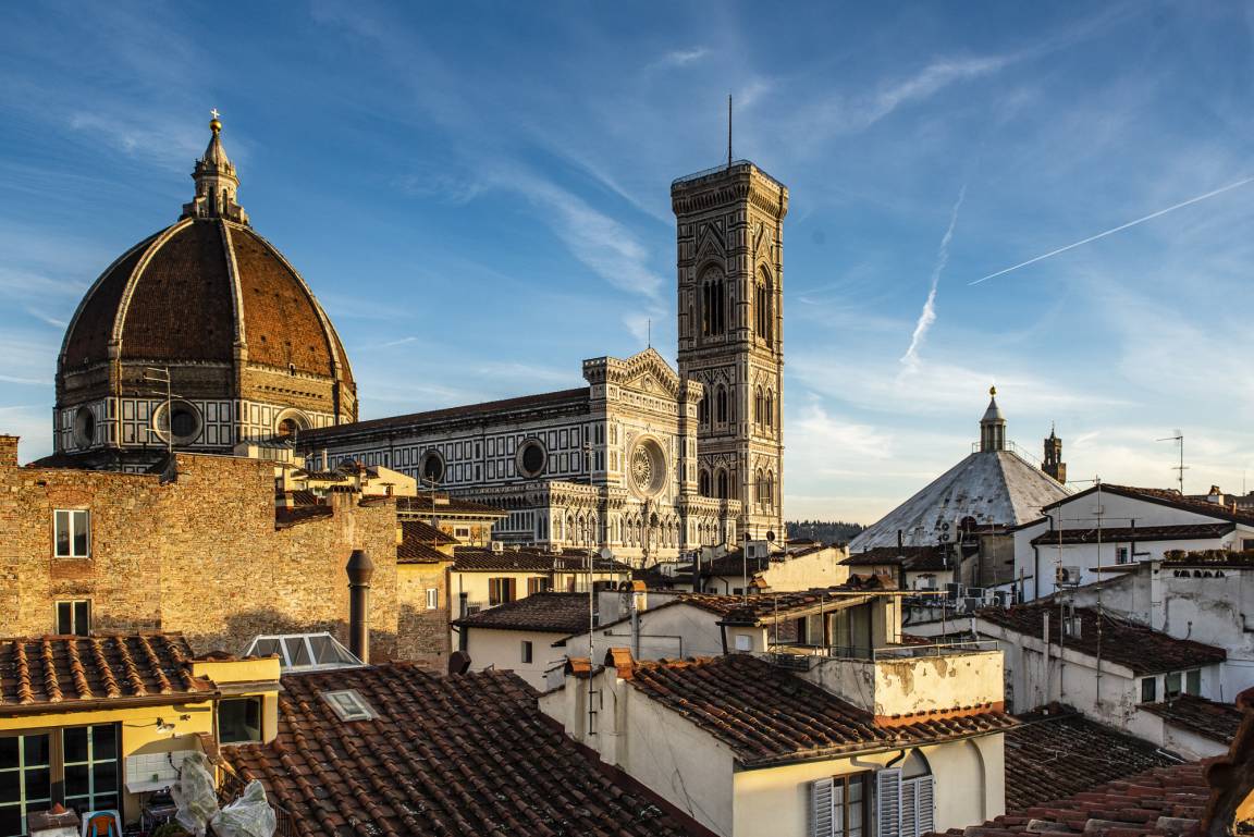 120 M² Apartment ∙ 3 Bedrooms ∙ 6 Guests - Florence