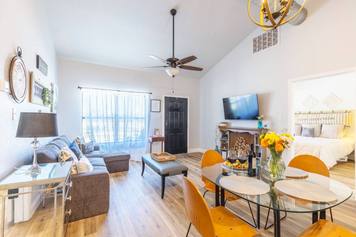 46 M² Cabin ∙ 2 Bedrooms ∙ 4 Guests - Texas