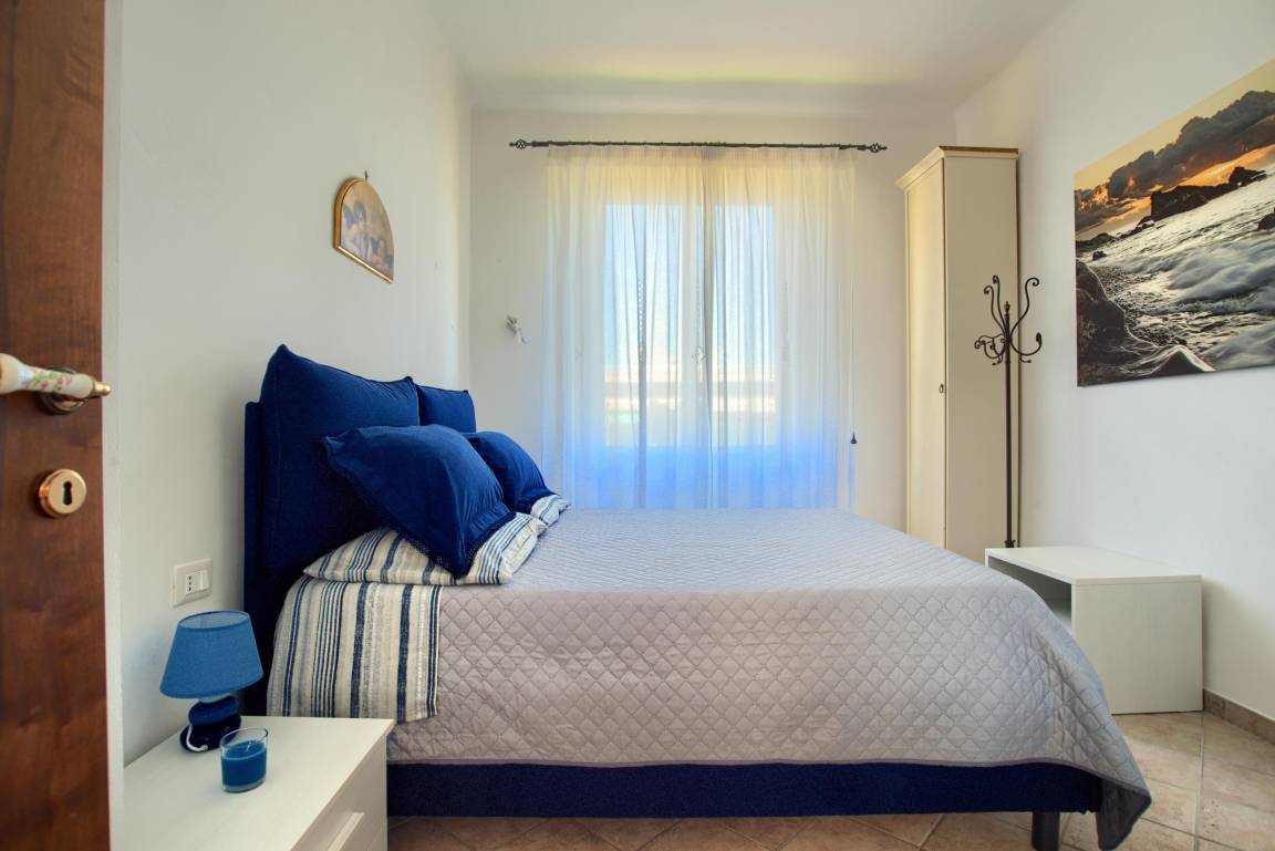 70 M² Apartment ∙ 2 Bedrooms ∙ 4 Guests - Imperia