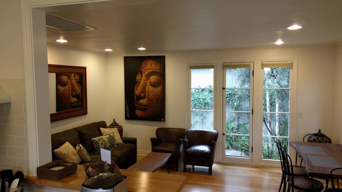 74 M² House ∙ 2 Bedrooms ∙ 6 Guests - Santa Monica, CA
